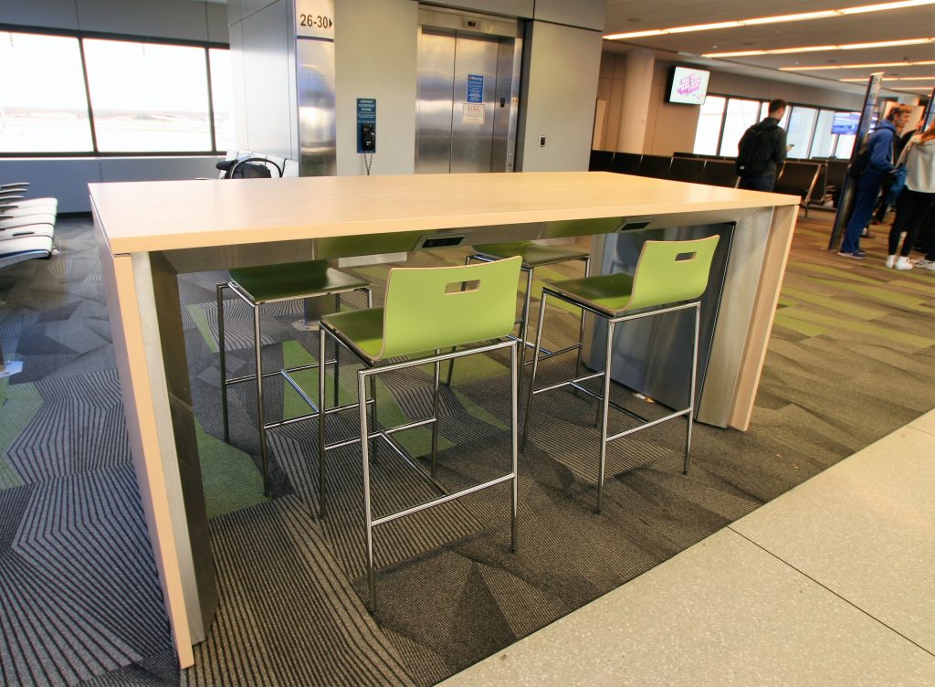 5 Innovative Examples of Modern Airport Design - Agati Furniture