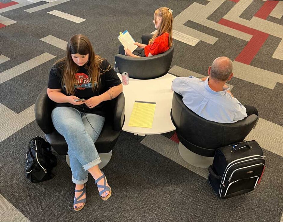 Understanding the Personal Bubble in Public Spaces - Agati Furniture