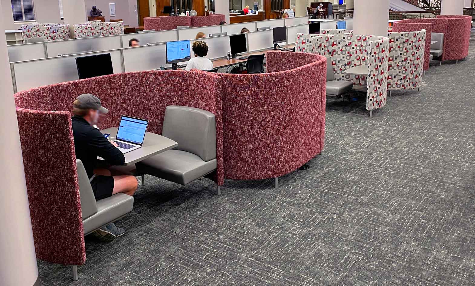 University Business Library - Agati Furniture