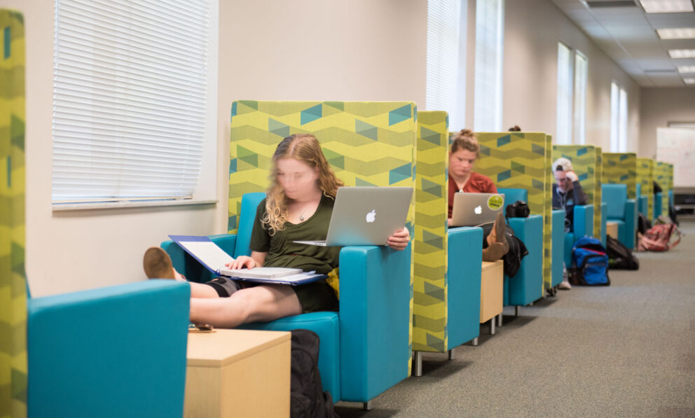 University Library Study Booths, Workstations Installation - Agati ...